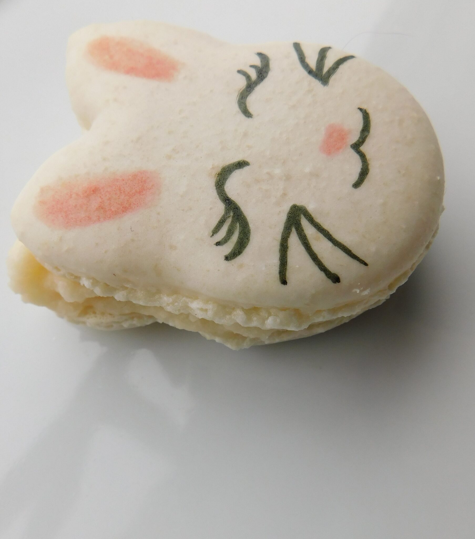 How to Make Bunny Macarons - Kitchen Foliage