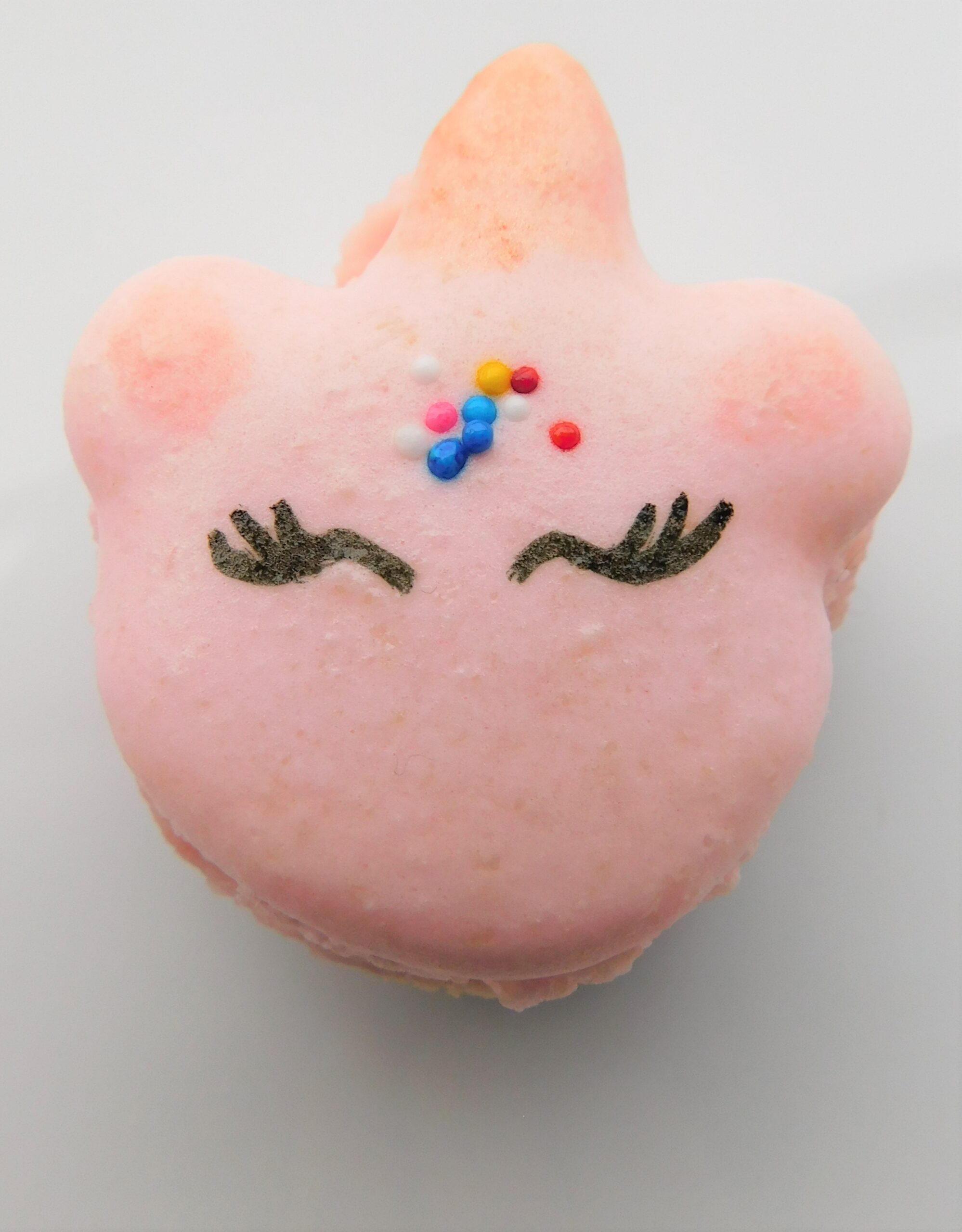 How to Make Unicorn Macarons - Kitchen Foliage