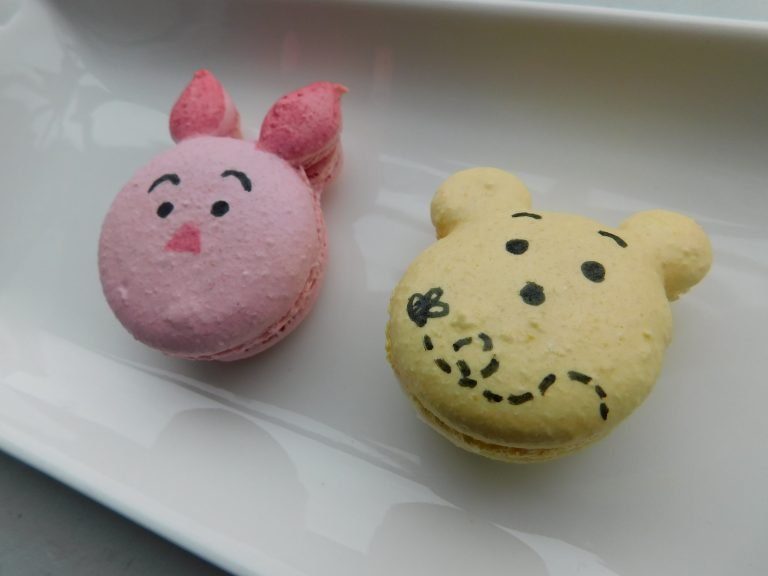 Best Food Coloring for Macarons - Kitchen Foliage