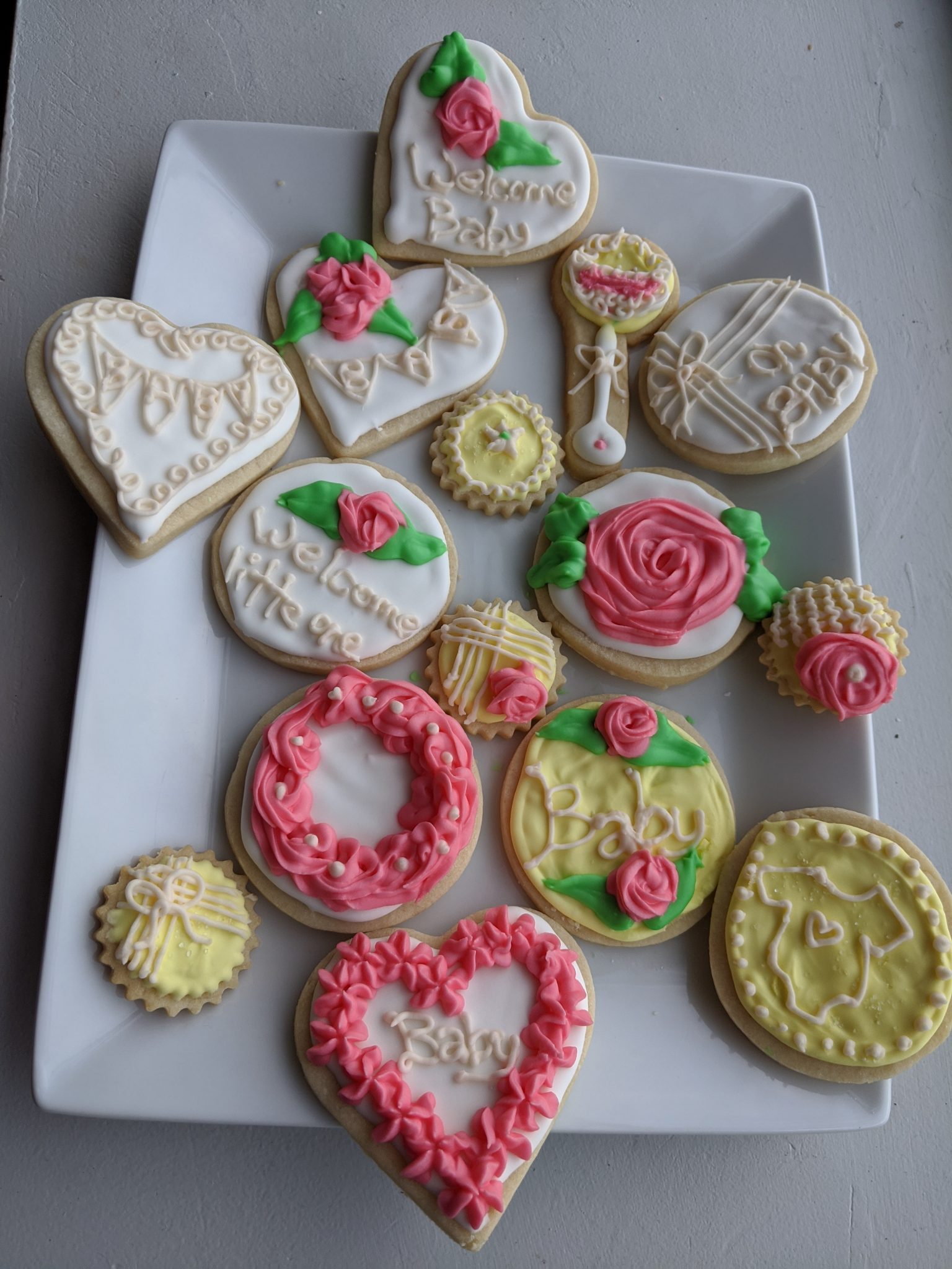 How to Decorate Sugar Cookies with Sprinkles - Kitchen Foliage