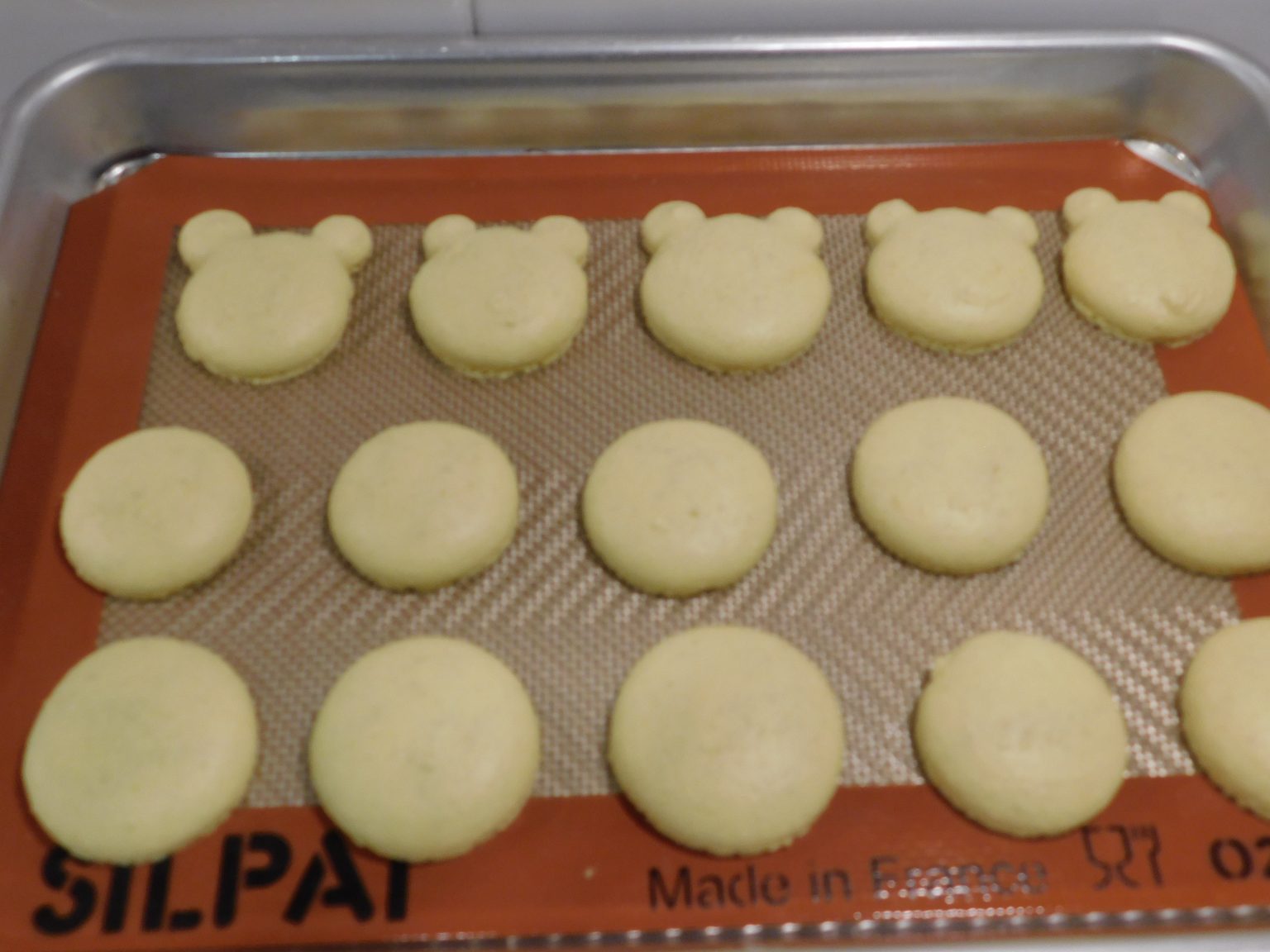 Professional Macaron Recipe - Kitchen Foliage