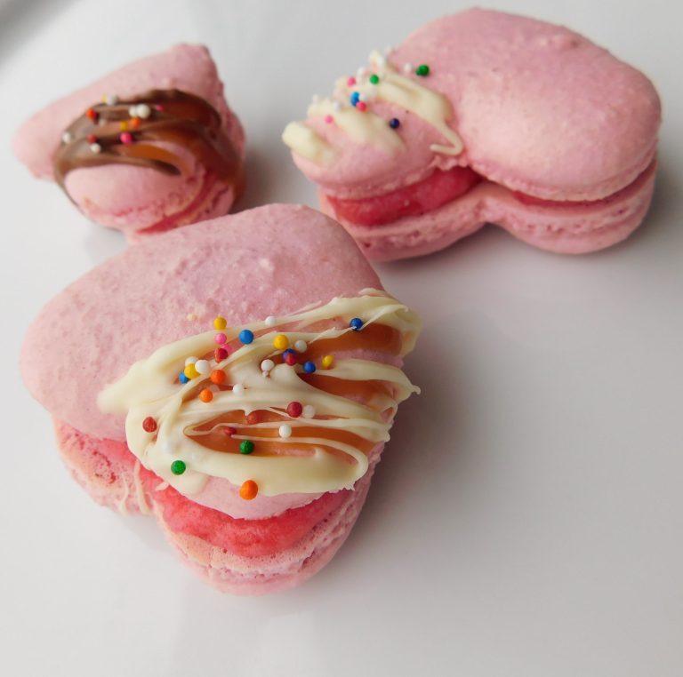 How to Package Macarons - Kitchen Foliage