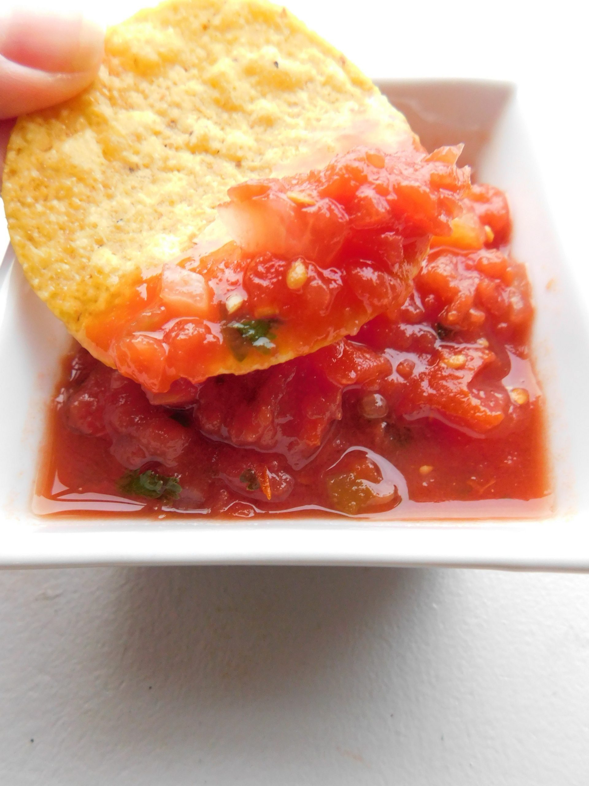 Homemade Salsa Recipe with Canned Tomatoes - Kitchen Foliage