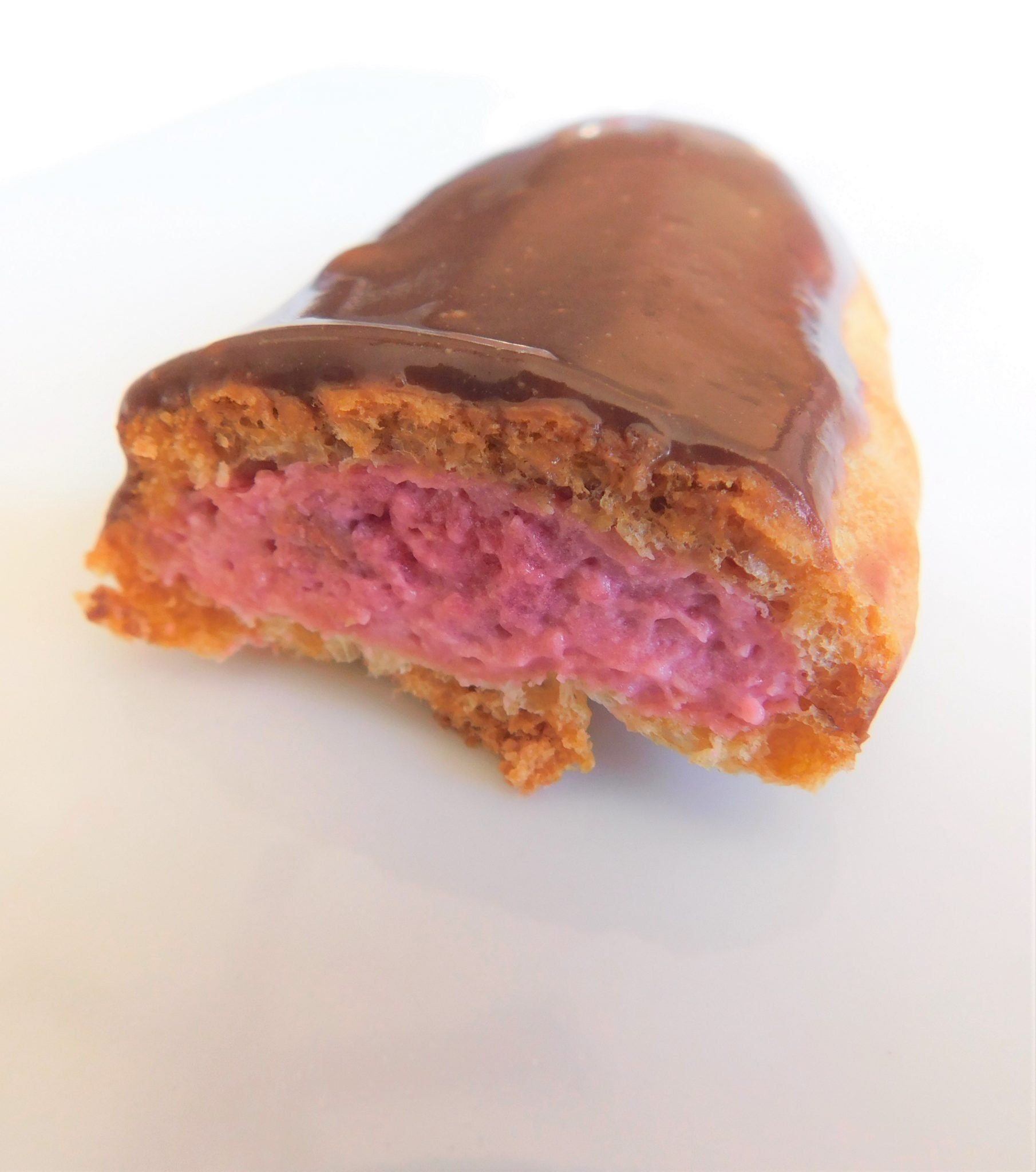 Raspberry Eclair Recipe - Kitchen Foliage