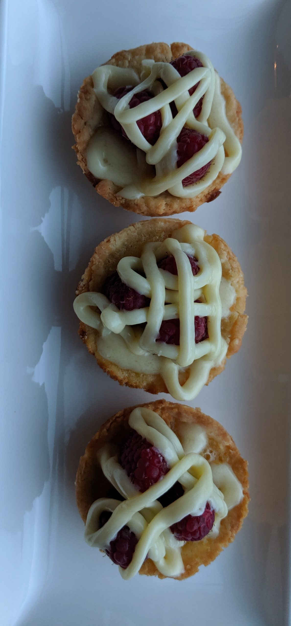 How to Decorate a Lemon Tart - Kitchen Foliage