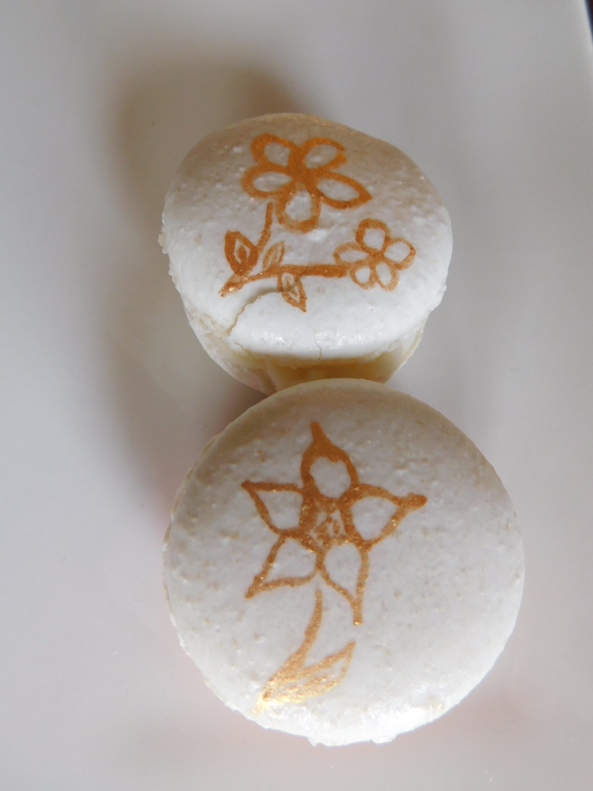 10 Wedding Macaron Flavors - Kitchen Foliage