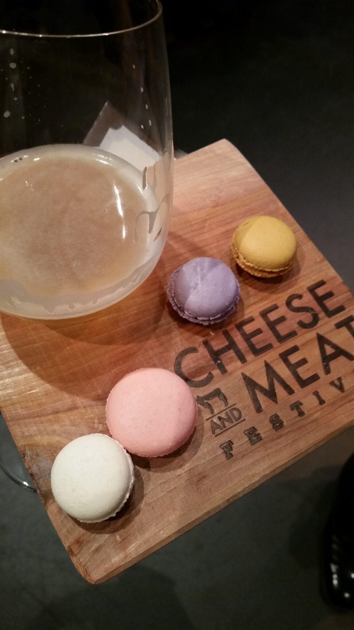 How to Display Macarons at a Party - Kitchen Foliage