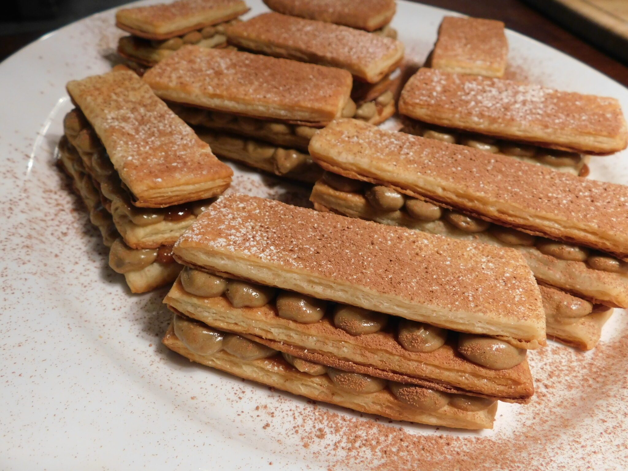 17 Cream Filling Ideas for Cakes - Kitchen Foliage