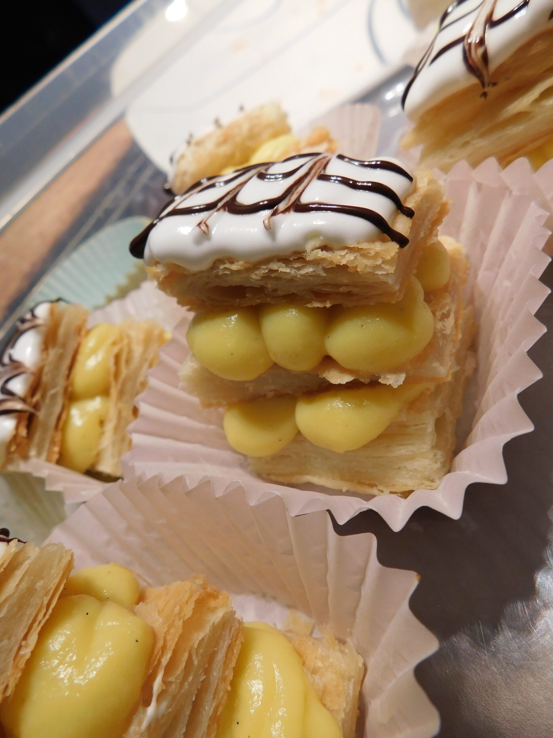 17 Cream Filling Ideas for Cakes - Kitchen Foliage