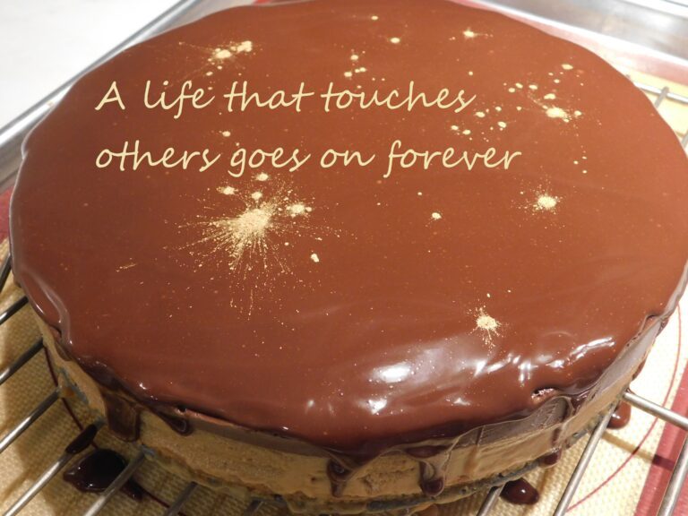 8 Celebration of Life Cake Ideas and Sayings - Kitchen Foliage